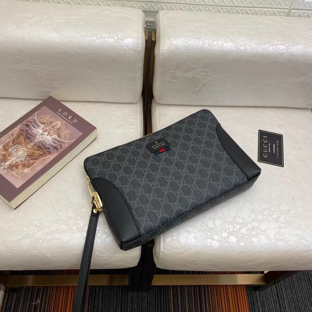 Exact replica Mens Gucci Clutch Bags