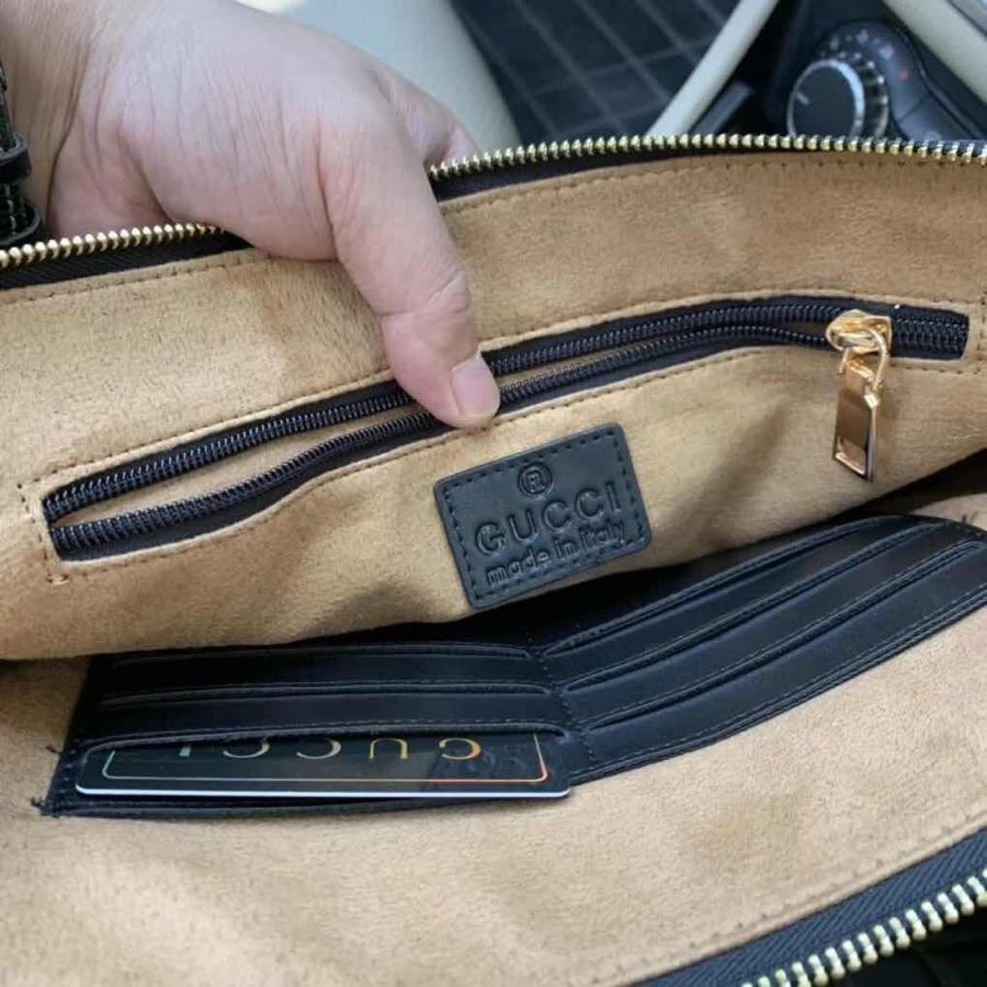 Exact replica Mens Gucci Clutch Bags