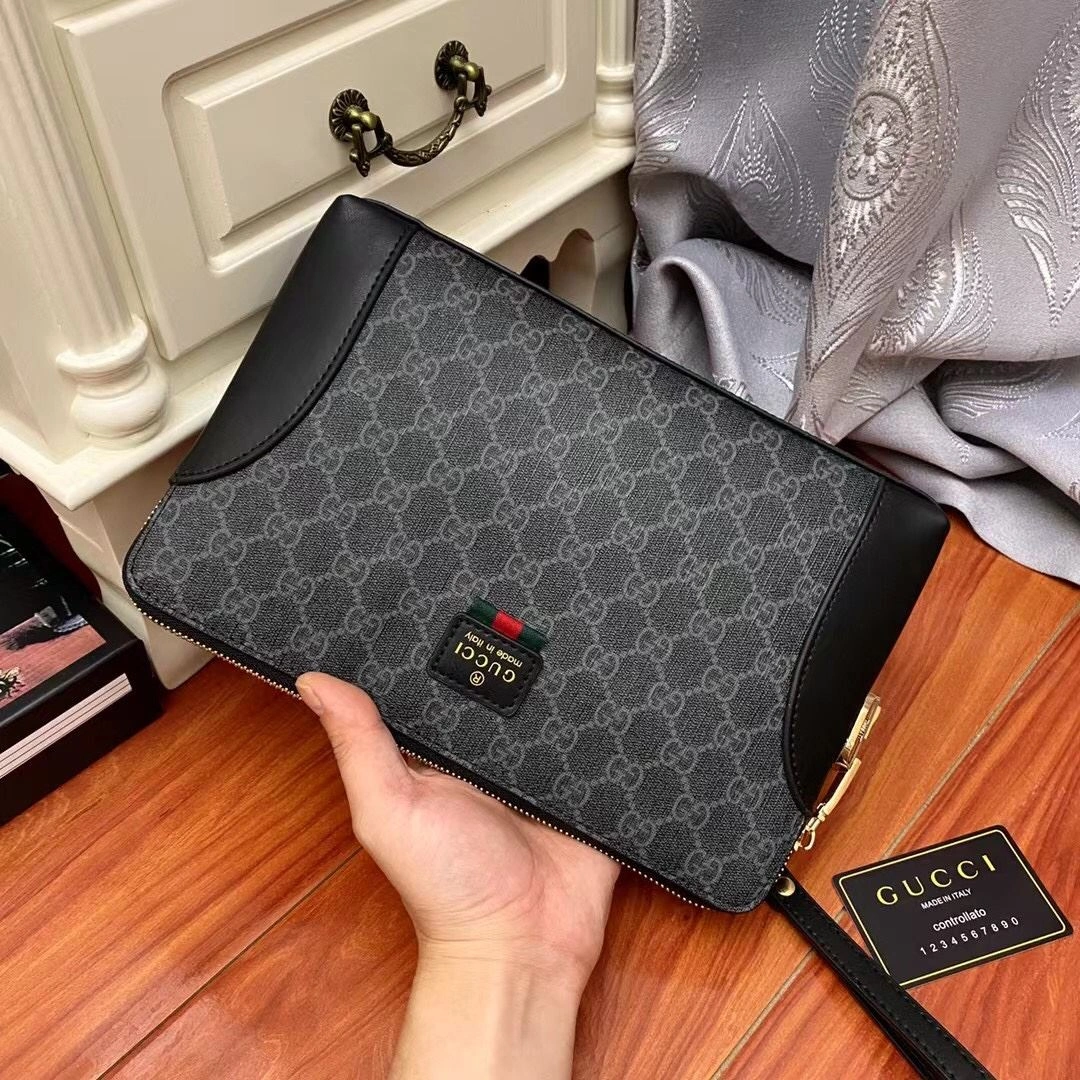 Legit Mens Gucci Clutch Bags