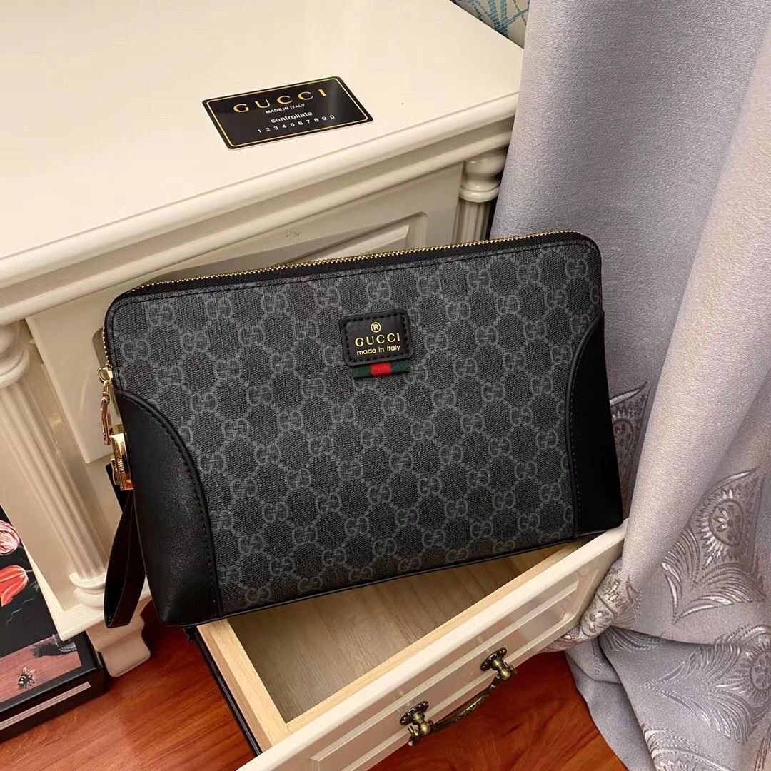 Legit Mens Gucci Clutch Bags