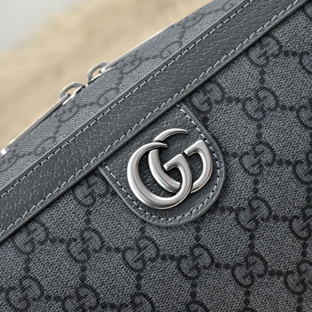 Accurate model Mens Gucci Satchel Bags