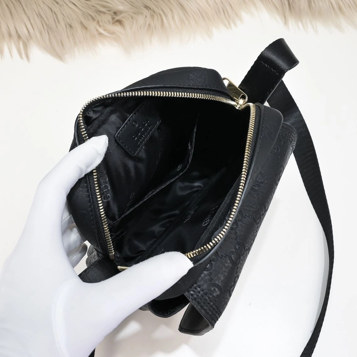 Exact replica Mens Gucci Satchel Bags
