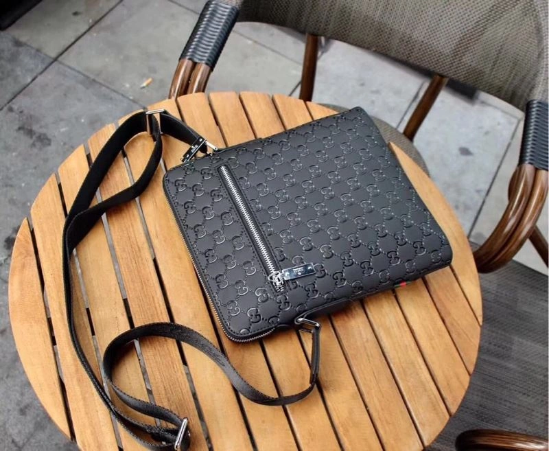 Indistinguishable Mens Gucci Satchel Bags