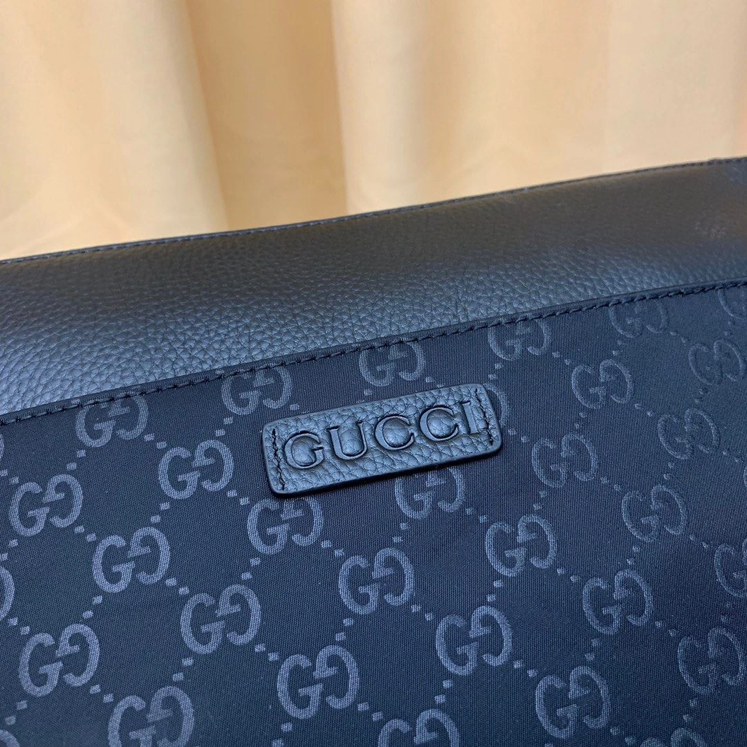Indistinguishable Mens Gucci Satchel Bags