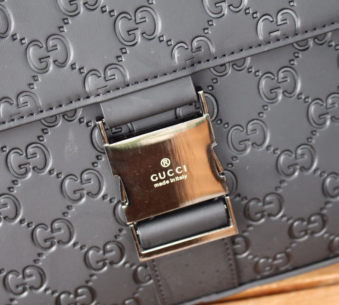 Budget-friendly Mens Gucci Satchel Bags