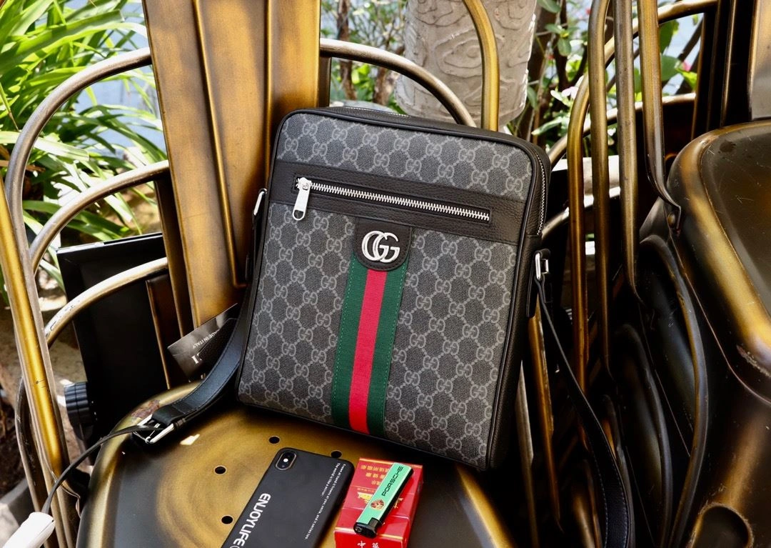 Exact replica Mens Gucci Satchel Bags