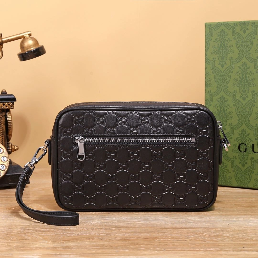 Indistinguishable Mens Gucci Satchel Bags