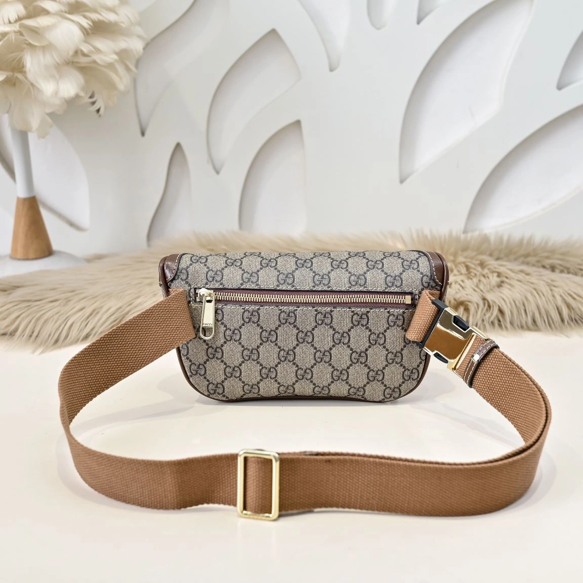 Value-priced Mens Gucci Waist Chest Packs