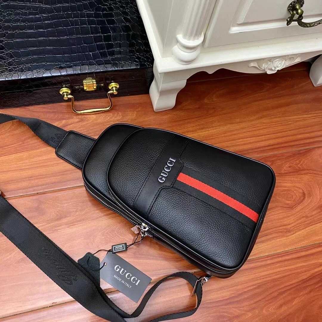 Exact replica Mens Gucci Waist Chest Packs
