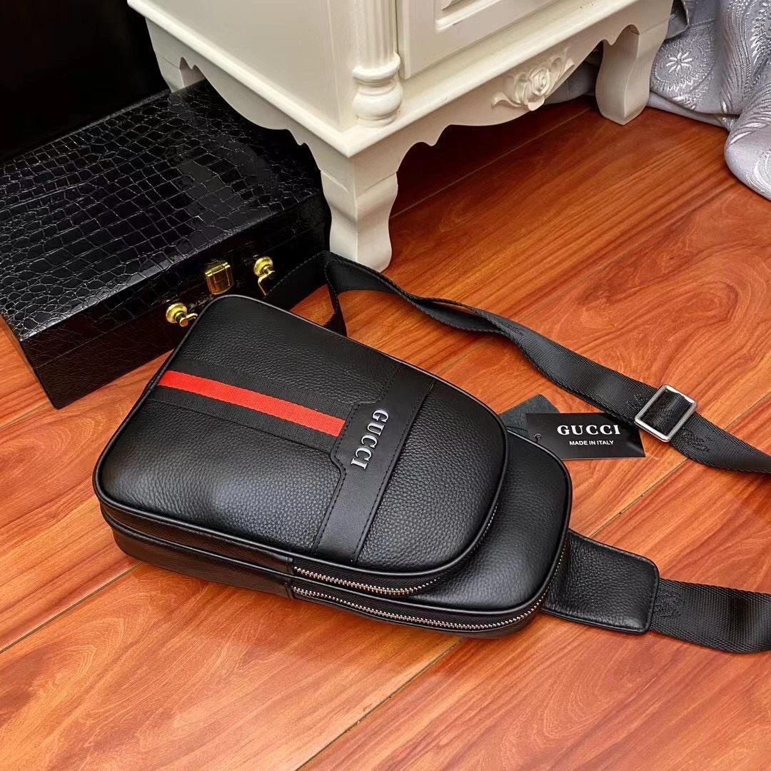 Exact replica Mens Gucci Waist Chest Packs