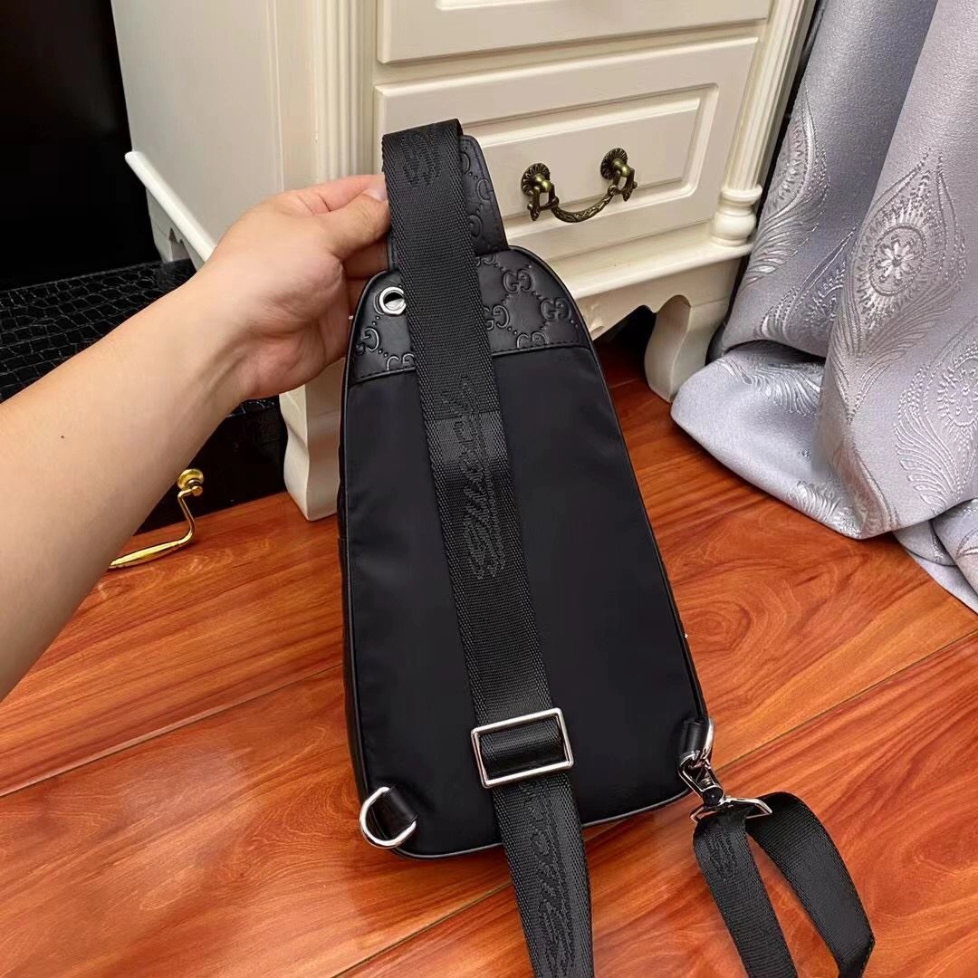 Perfect replica Mens Gucci Waist Chest Packs