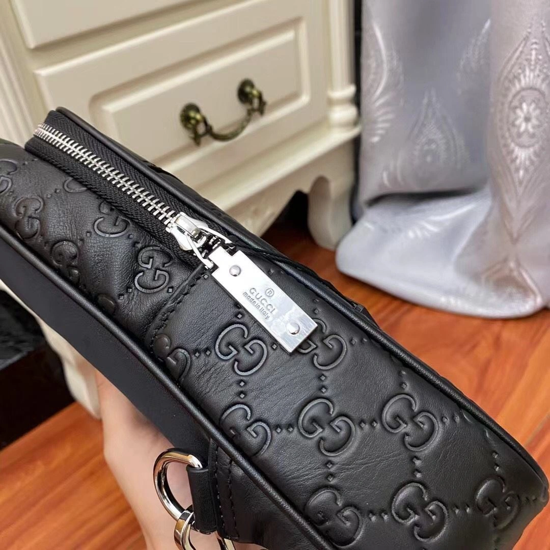 1:1 copy Mens Gucci Waist Chest Packs