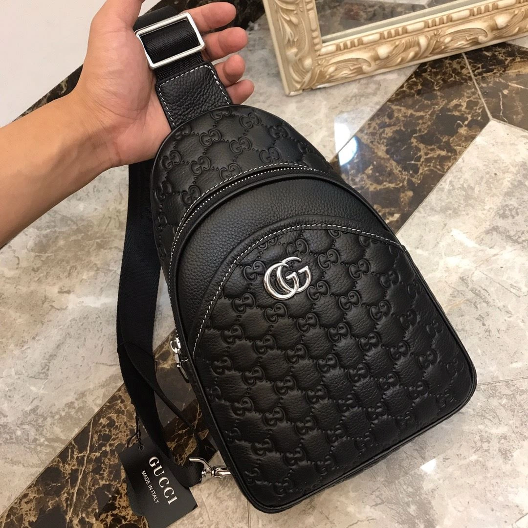 1:1 copy Mens Gucci Waist Chest Packs