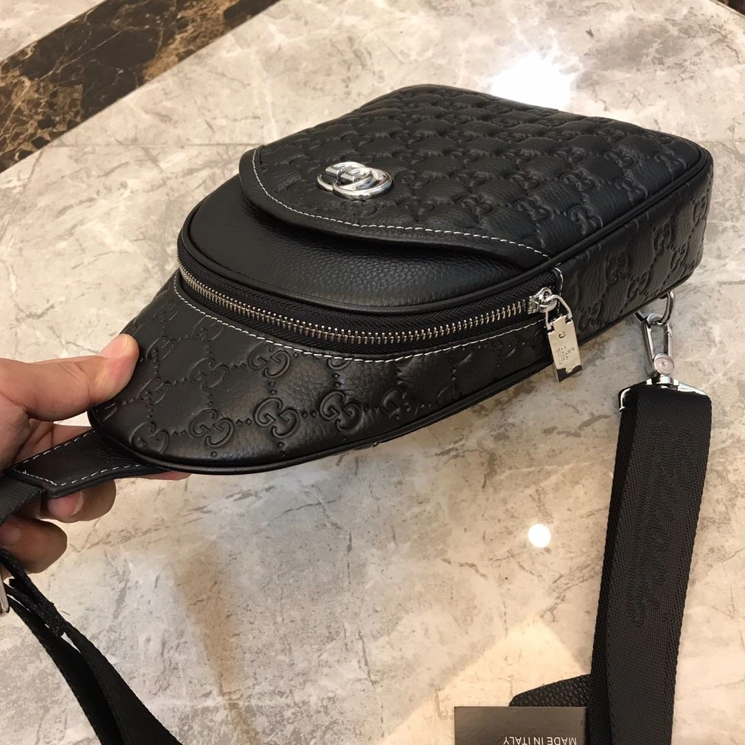 1:1 copy Mens Gucci Waist Chest Packs