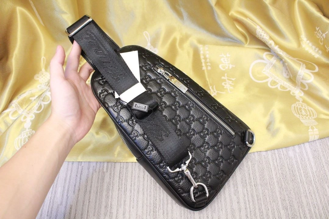 Mirror quality Mens Gucci Waist Chest Packs