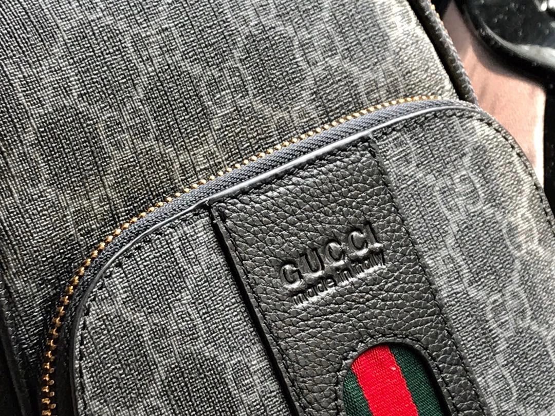 Value-priced Mens Gucci Waist Chest Packs