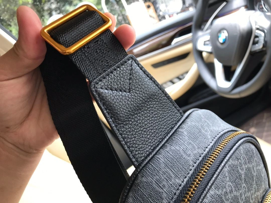 Value-priced Mens Gucci Waist Chest Packs