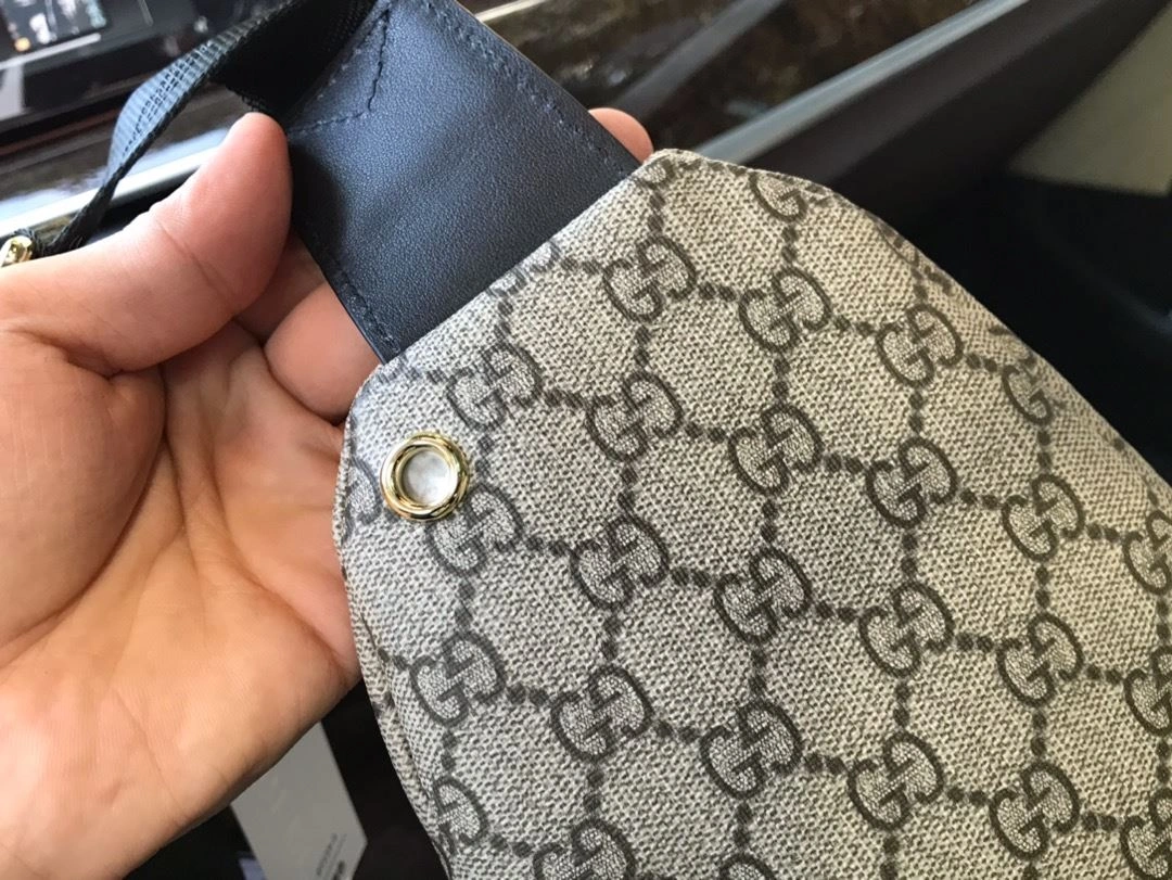 Inexpensive Mens Gucci Waist Chest Packs