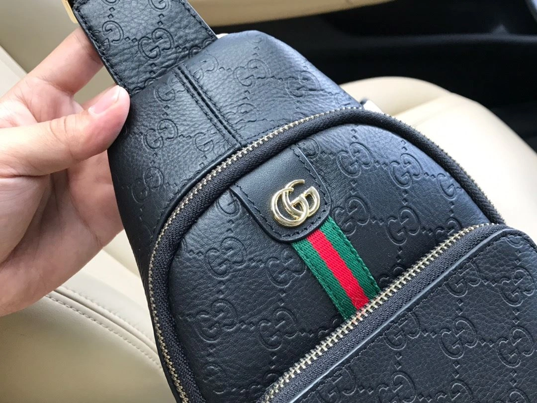 Low-cost Mens Gucci Waist Chest Packs