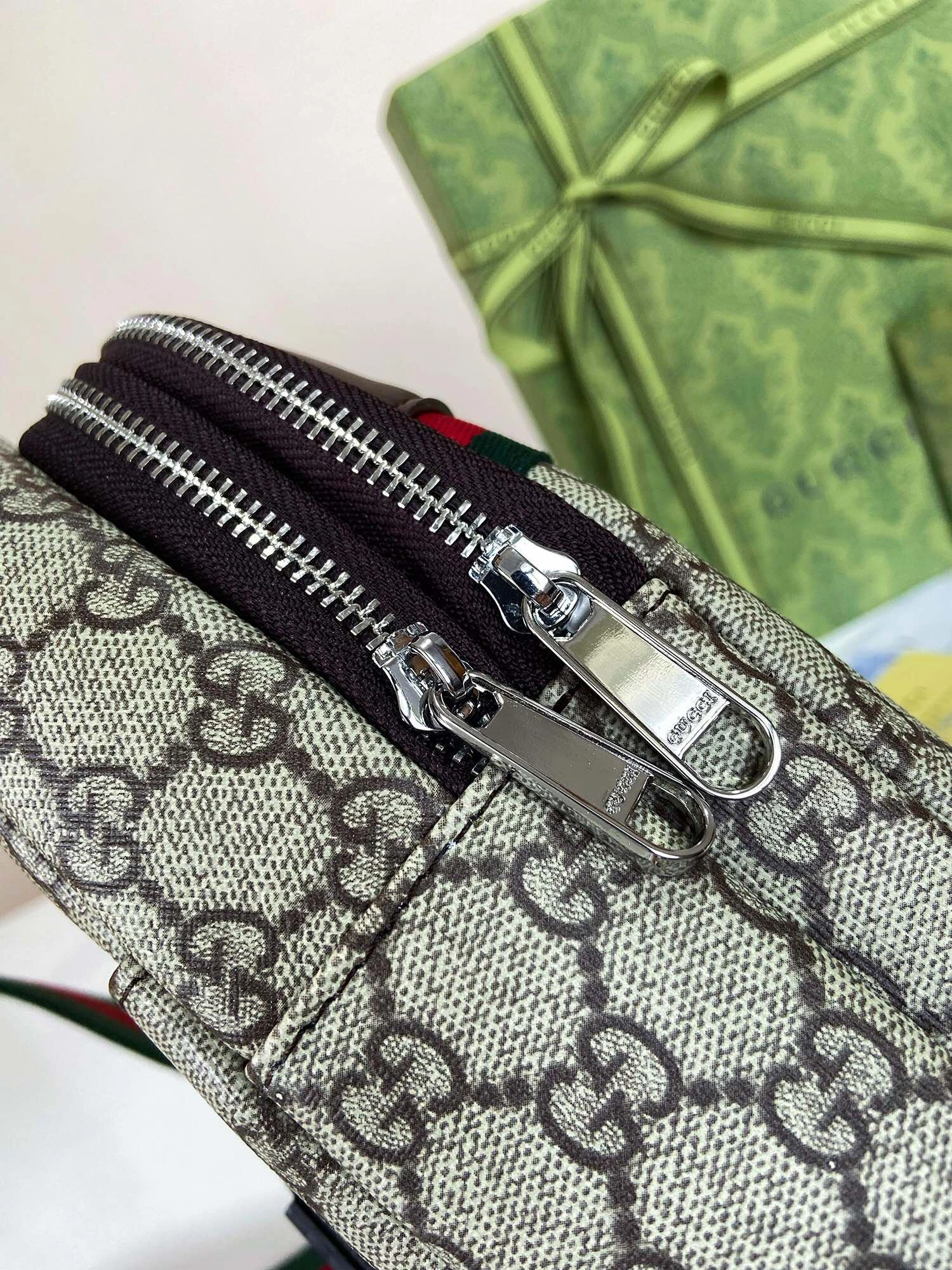 Top match Mens Gucci Waist Chest Packs