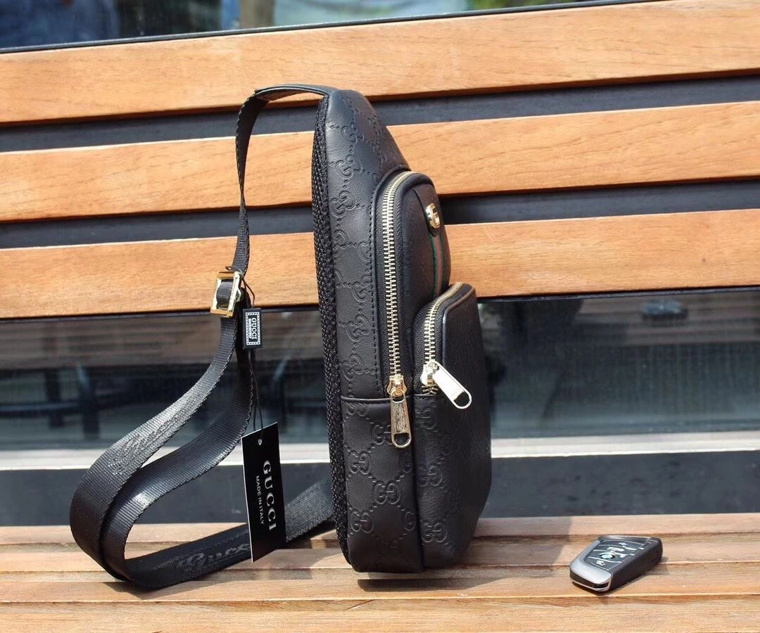 Low-cost Mens Gucci Waist Chest Packs
