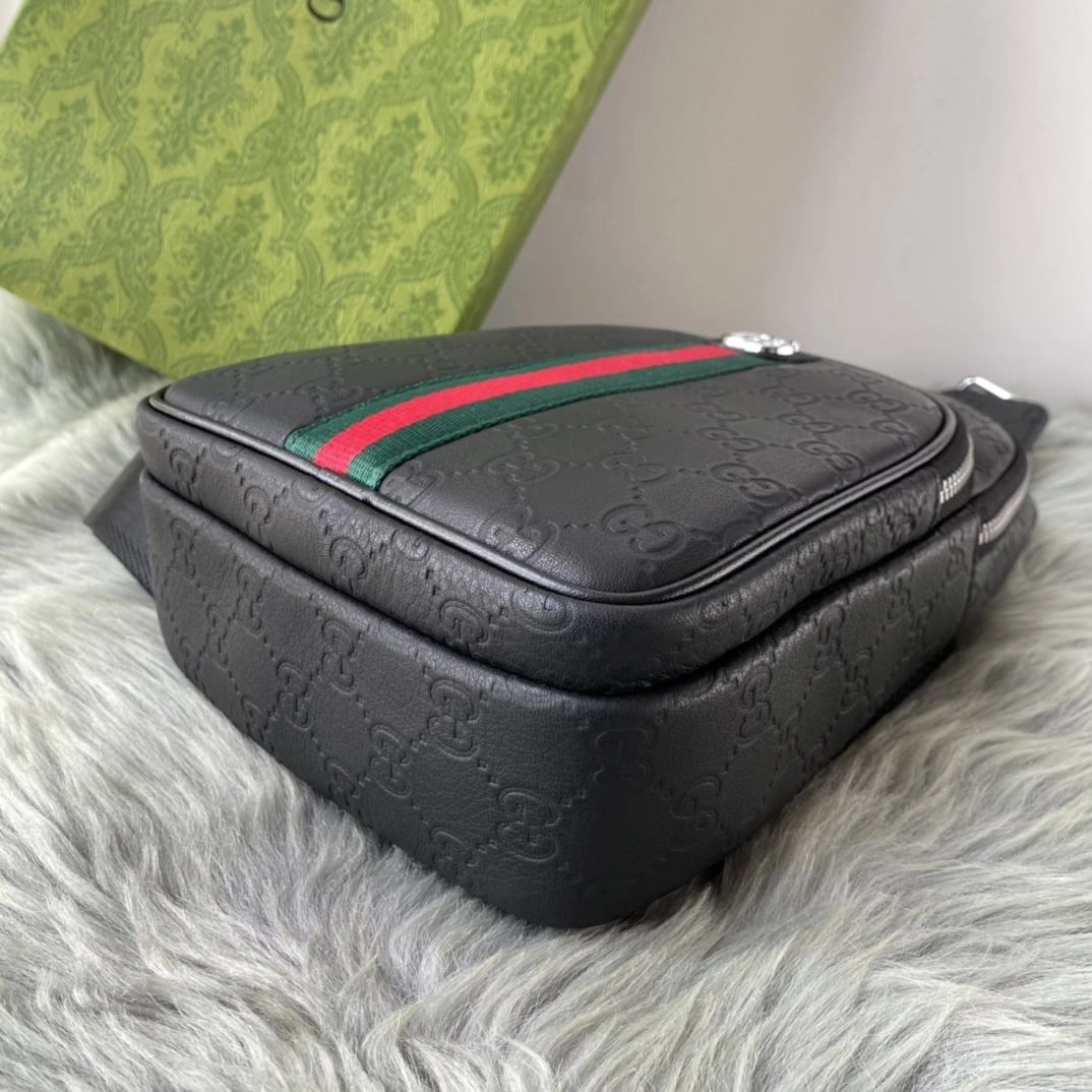 Factory-made Mens Gucci Waist Chest Packs