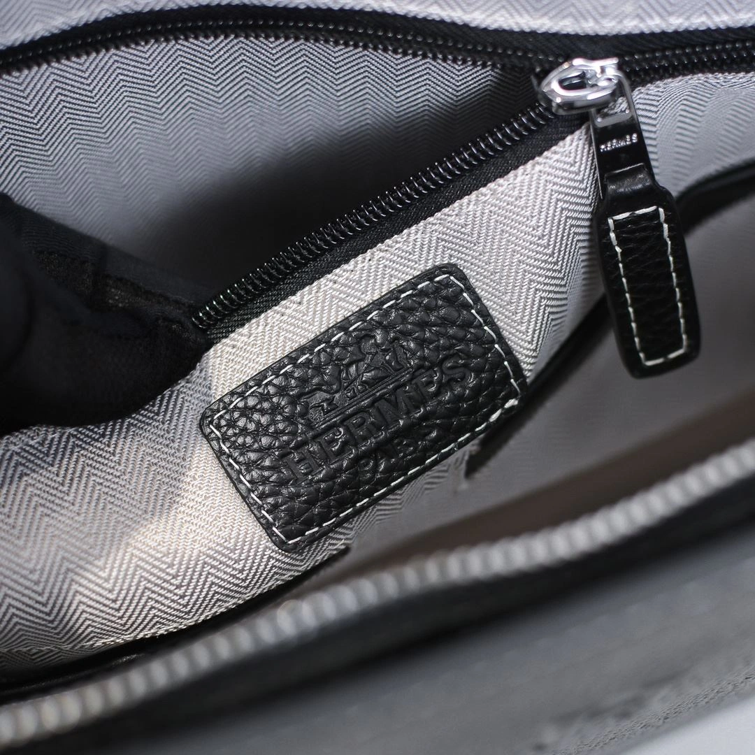 Accurate model Mens Hermes Briefcases
