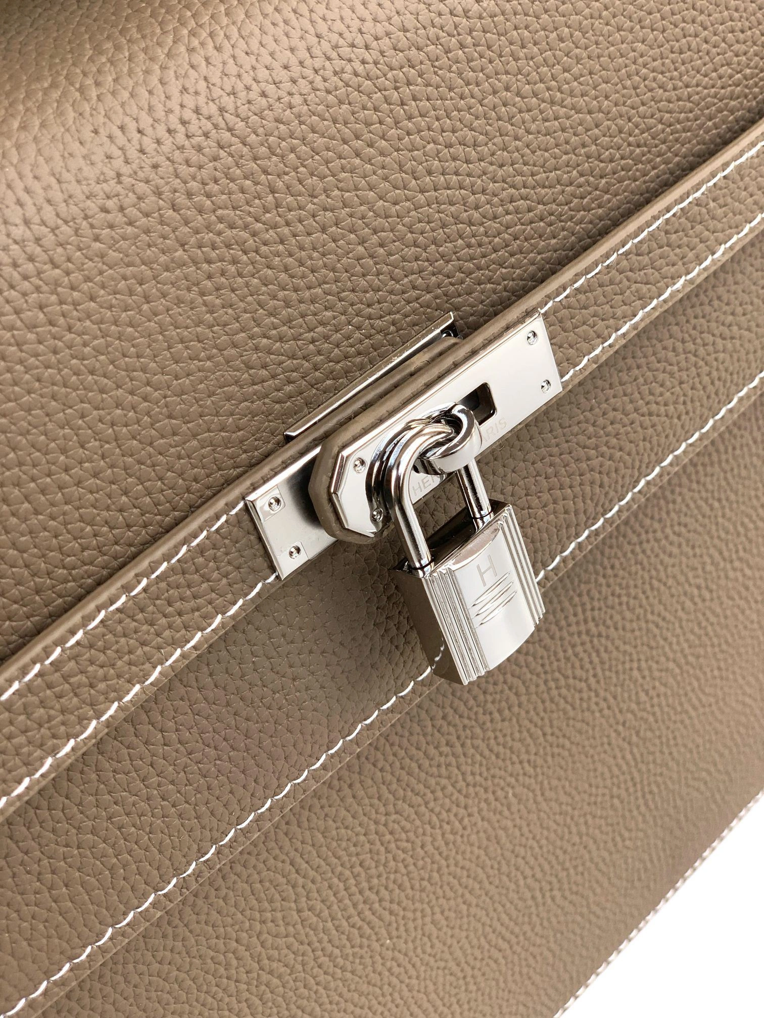 Value-priced Mens Hermes Briefcases