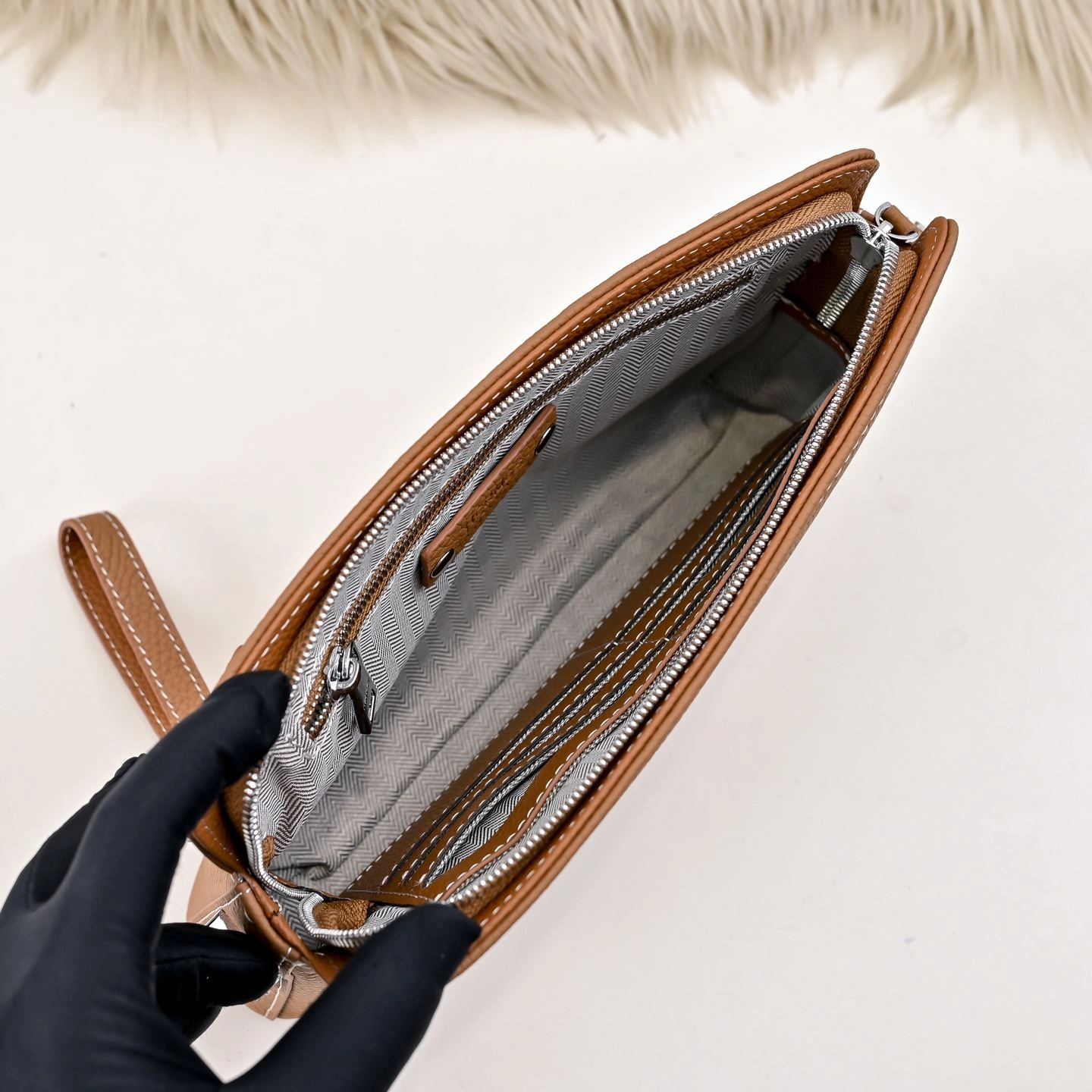 Value-priced Mens Hermes Clutch Bags