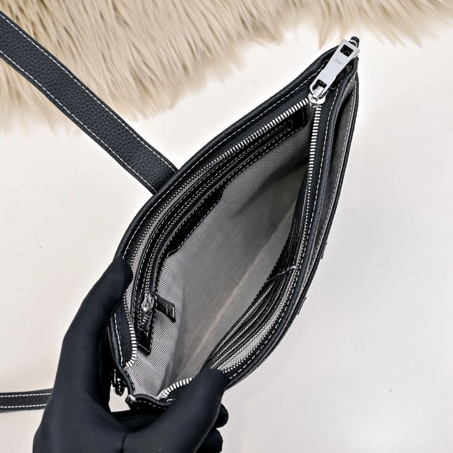 High fidelity Mens Hermes Clutch Bags