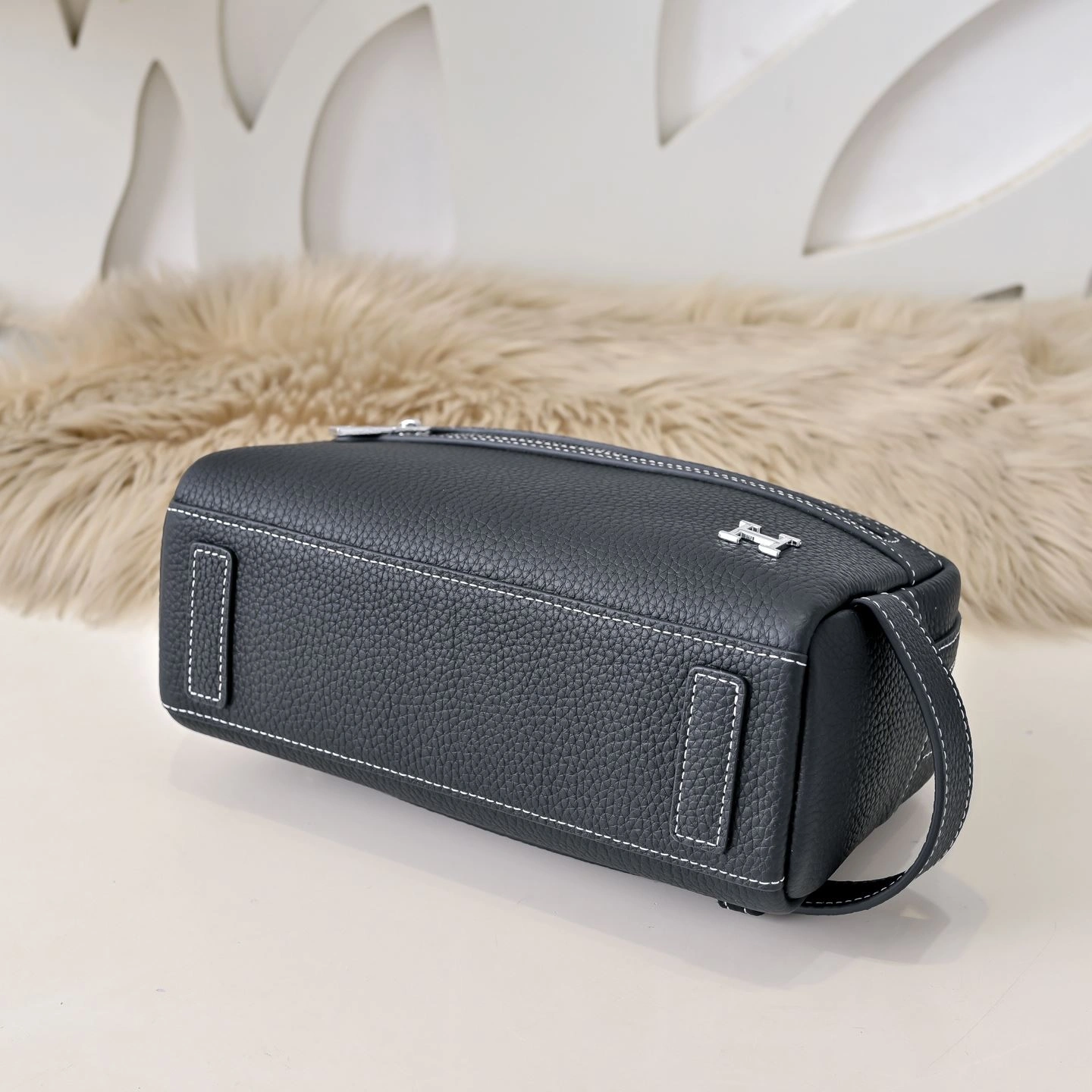 Value-priced Mens Hermes Clutch Bags