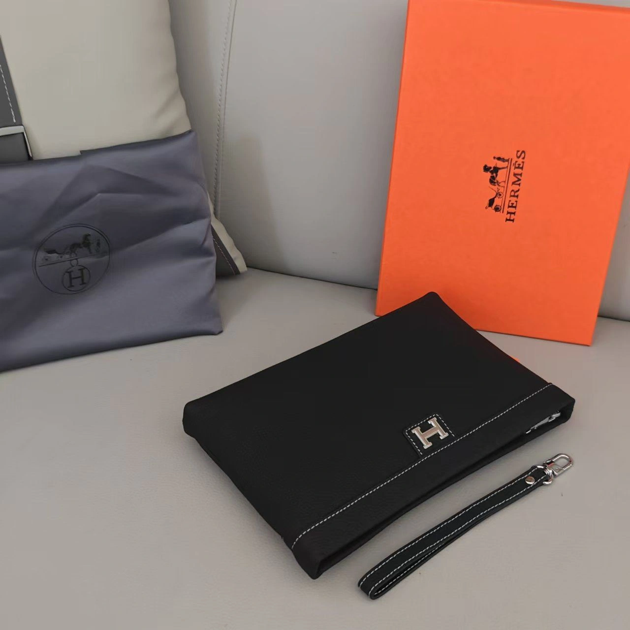 Indistinguishable Mens Hermes Clutch Bags