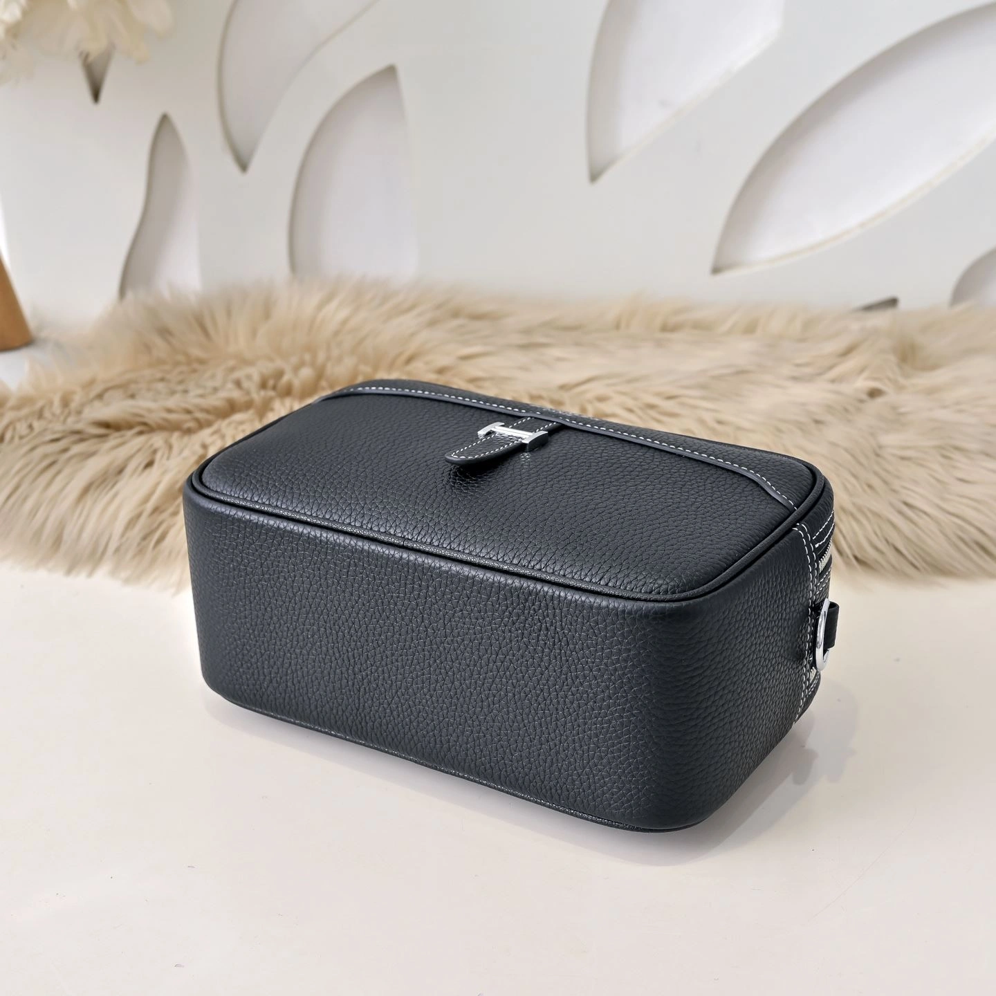 Budget-friendly Mens Hermes Satchel Bags