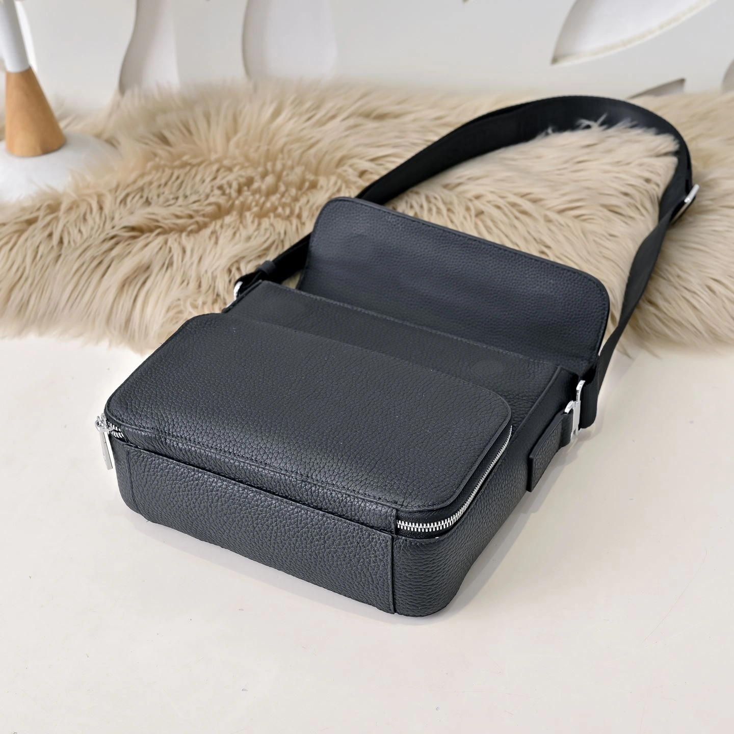 Budget-friendly Mens Hermes Satchel Bags