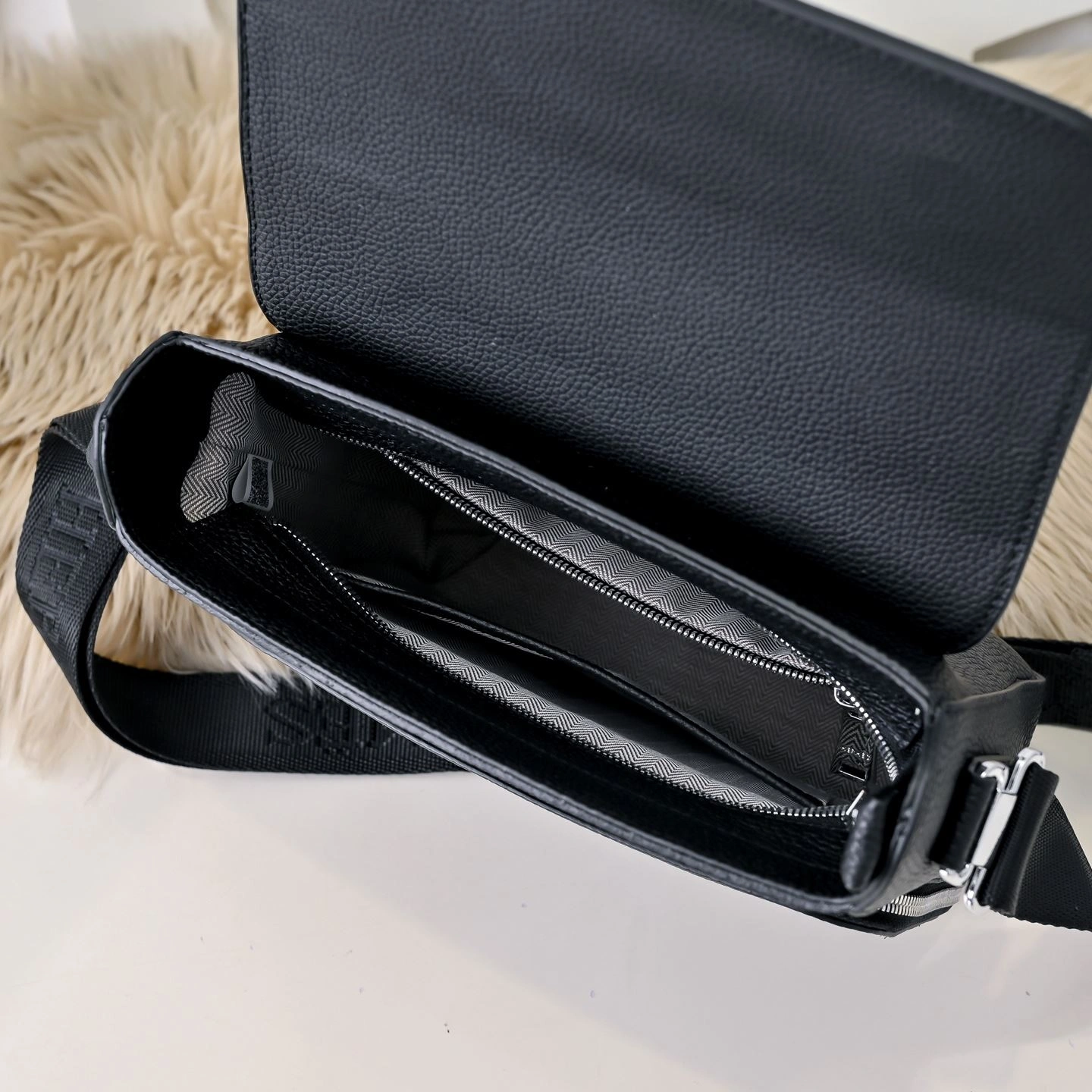 Budget-friendly Mens Hermes Satchel Bags