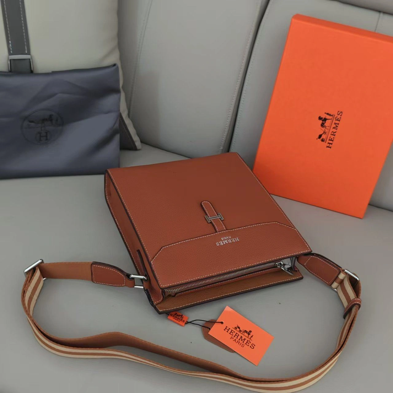 Indistinguishable Mens Hermes Satchel Bags