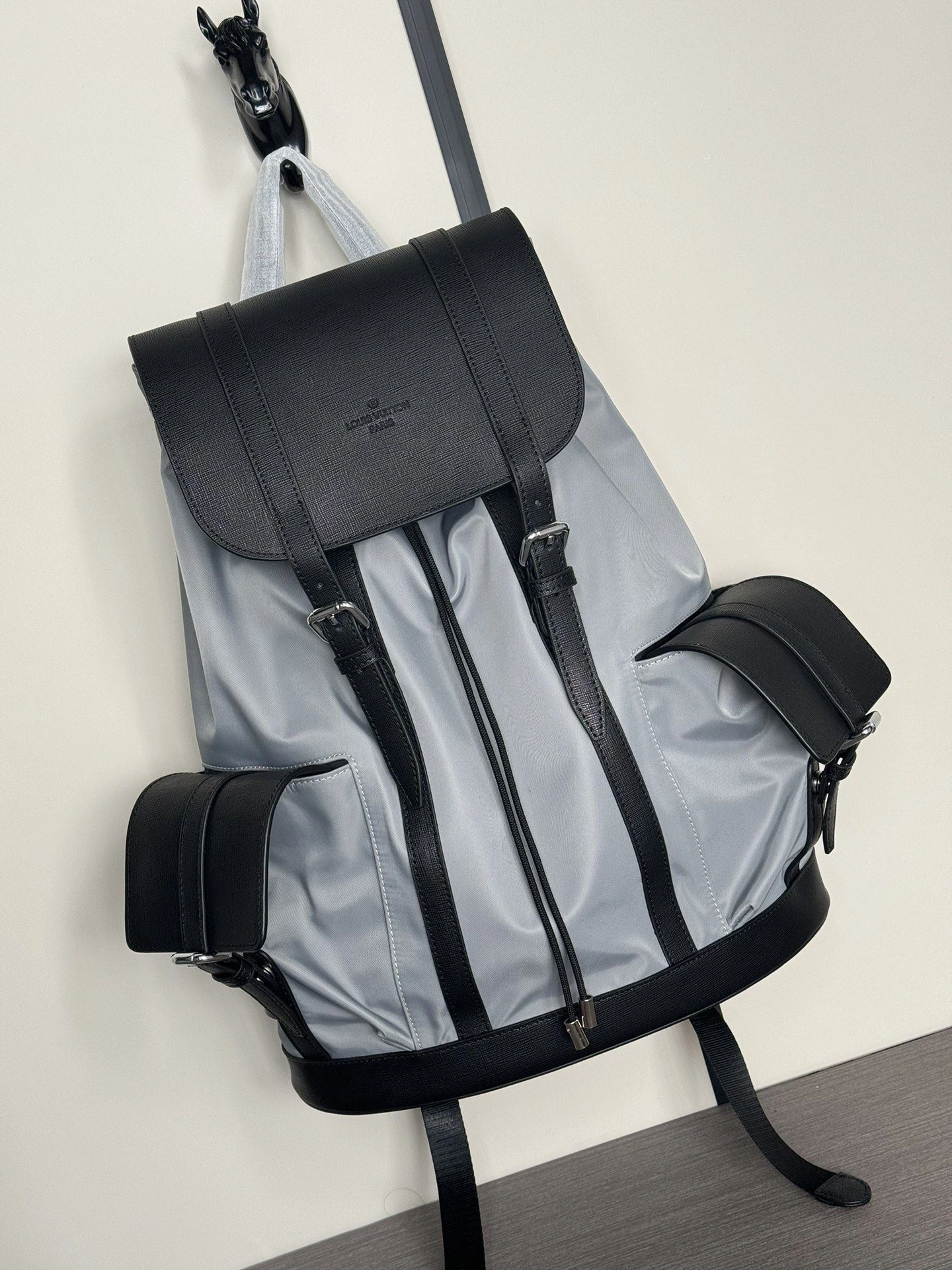 Mens Louis Vuitton Backpacks