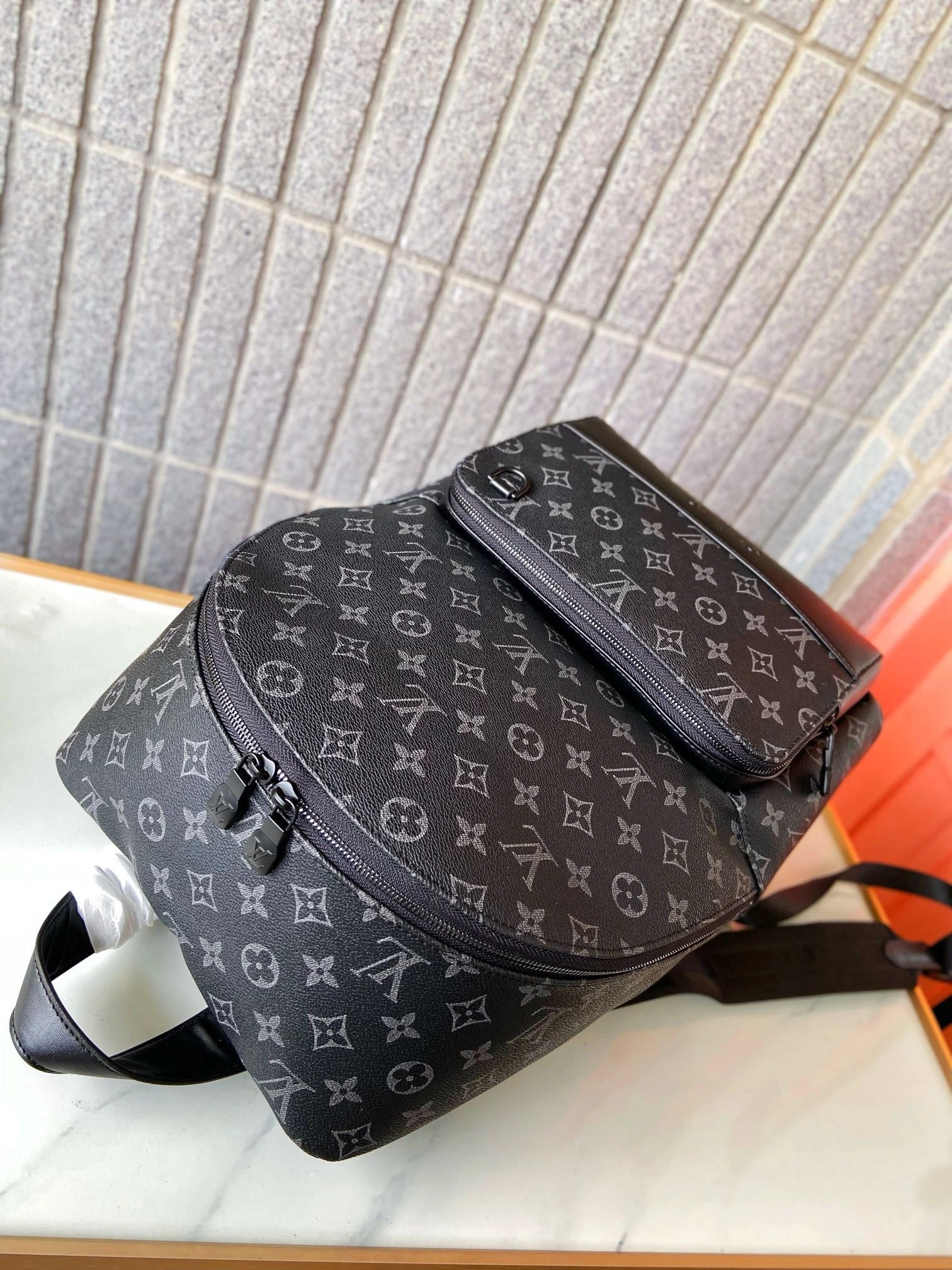 Mirror quality Mens Louis Vuitton Backpacks