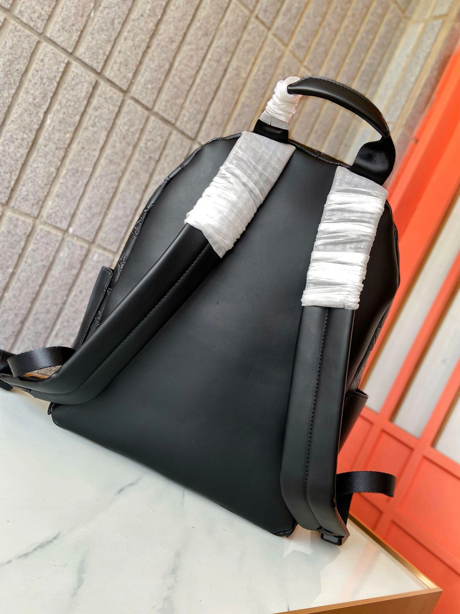 Authentic Mens Louis Vuitton Backpacks