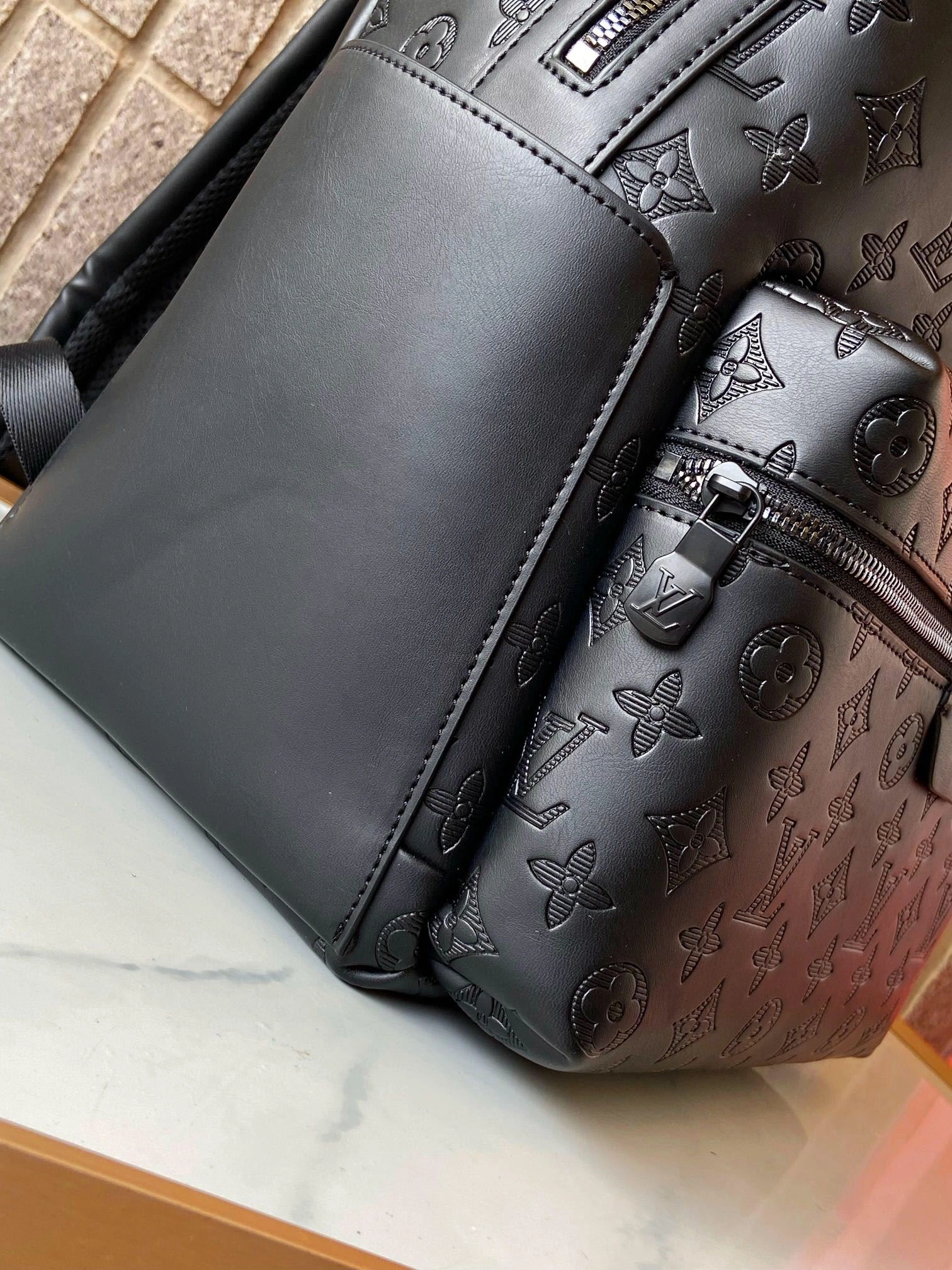 Authentic Mens Louis Vuitton Backpacks