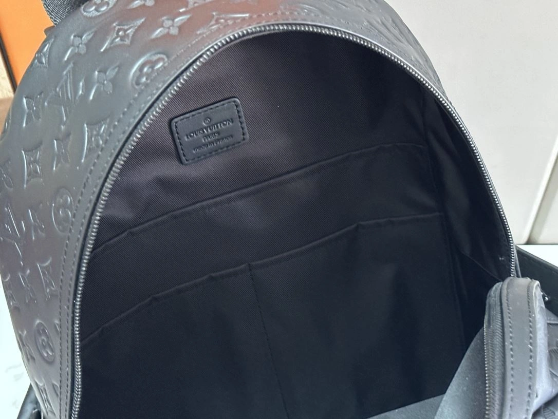 Discounted Mens Louis Vuitton Backpacks