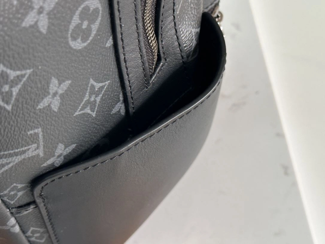 Genuine Mens Louis Vuitton Backpacks