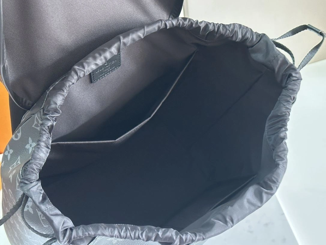 High fidelity Mens Louis Vuitton Backpacks