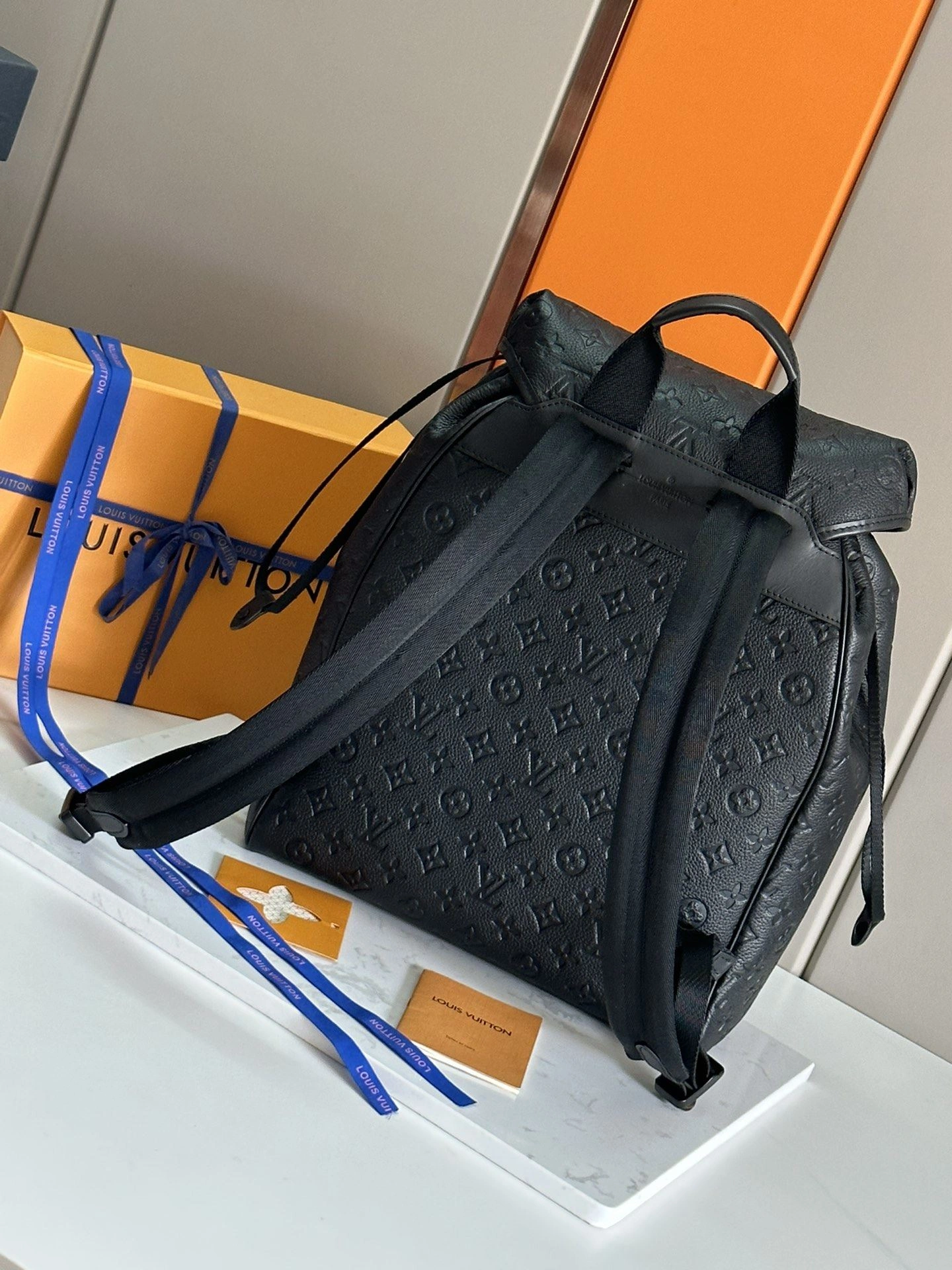 Perfect replica Mens Louis Vuitton Backpacks