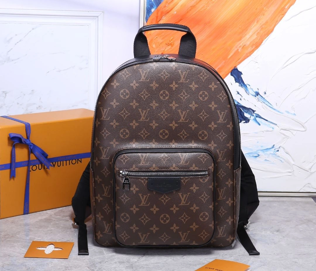 Mens Louis Vuitton Backpacks