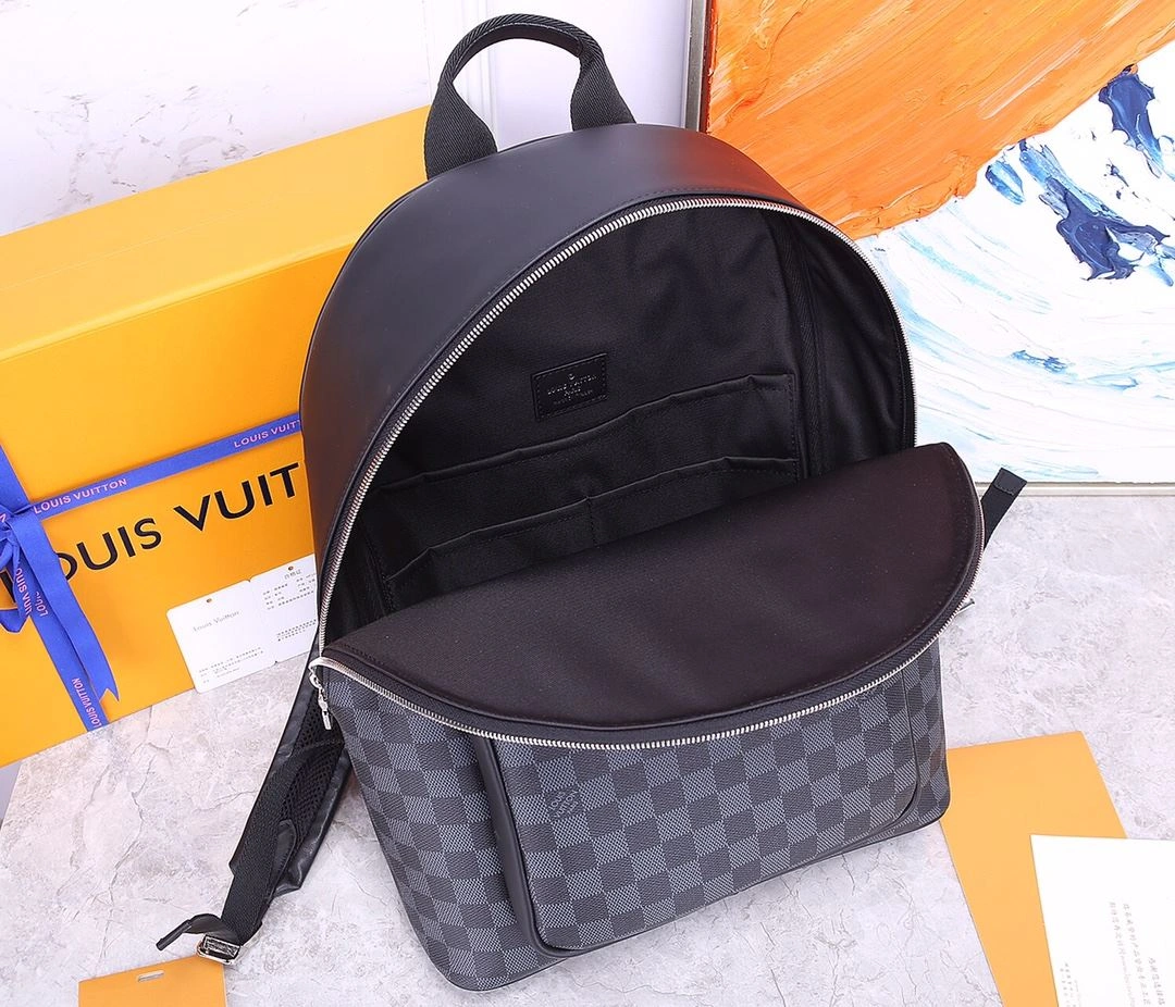Mirror quality Mens Louis Vuitton Backpacks