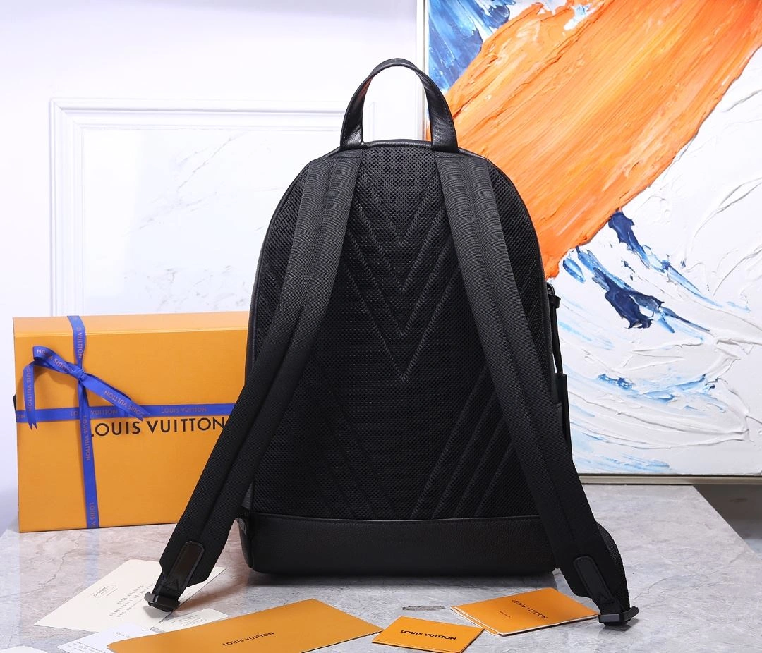 1:1 copy Mens Louis Vuitton Backpacks