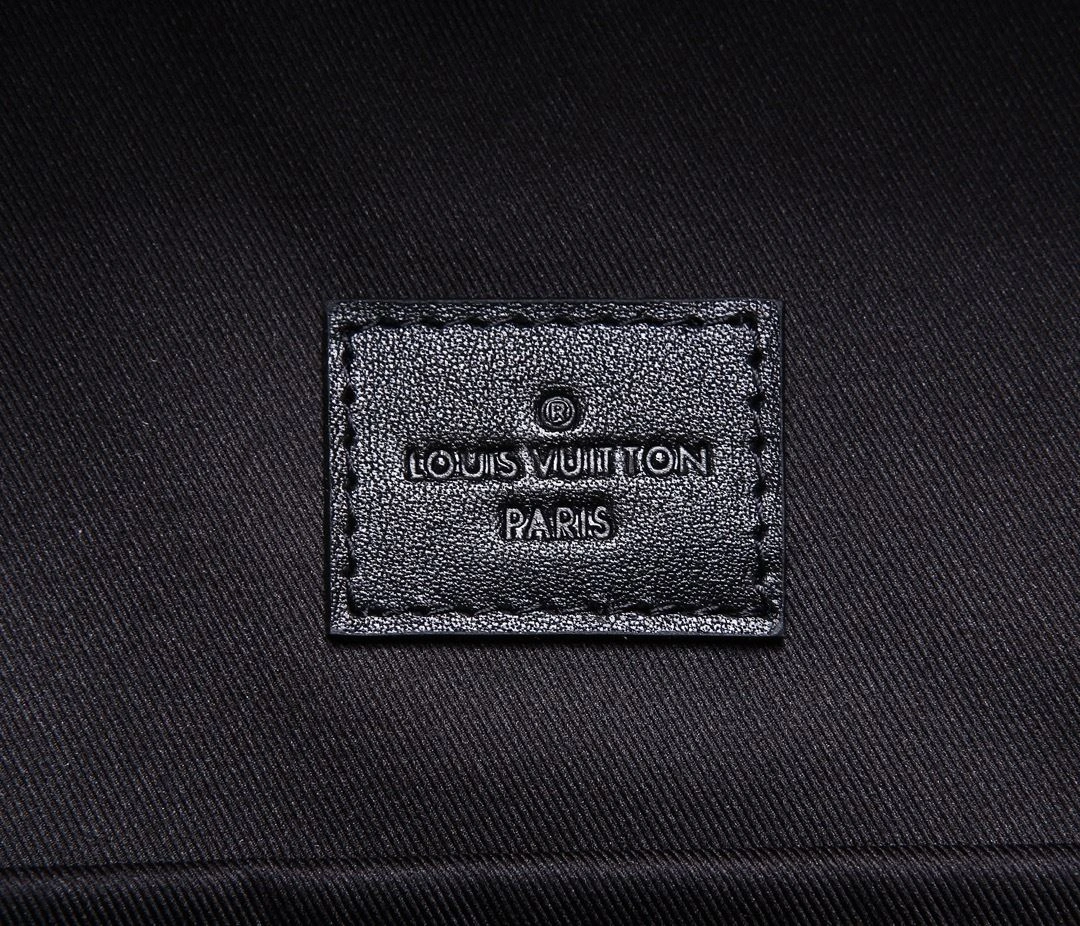 1:1 copy Mens Louis Vuitton Backpacks