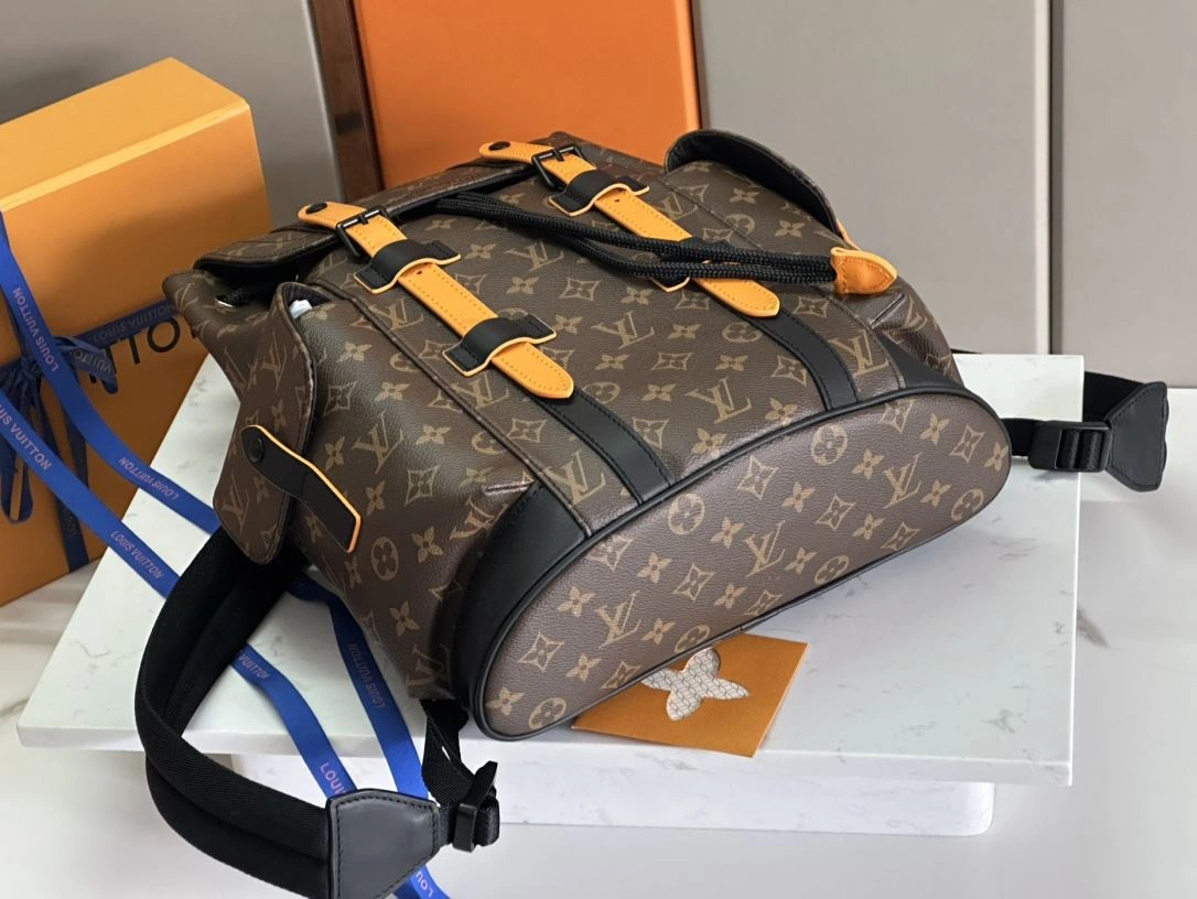 Affordable Mens Louis Vuitton Backpacks