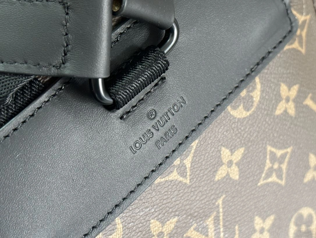 Affordable Mens Louis Vuitton Backpacks